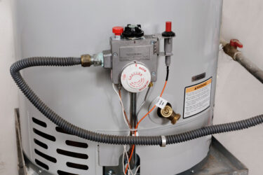 Trusted Tank & Tankless Water Heater Experts | Cyclone Septic & Plumbing